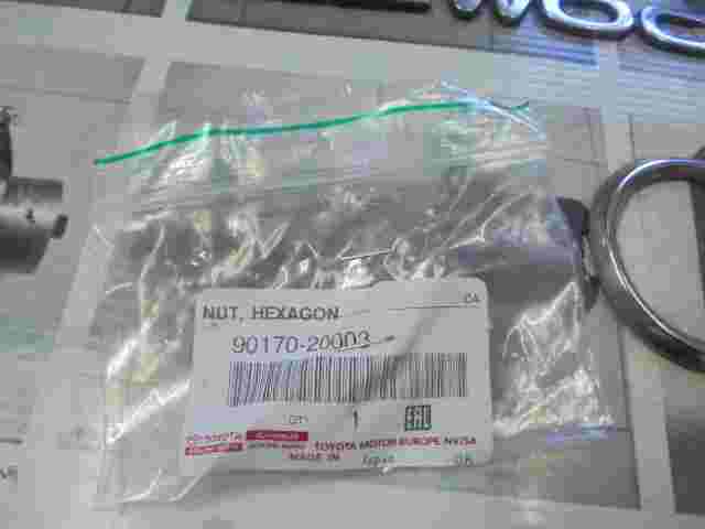 Imágenes Hexagon Nut / Toyota Land Cruiser Lexus LX 470 9017020003 ...
