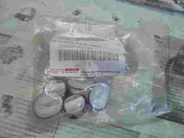 Retainer Back Door / Toyota Land Cruiser Prado 150 7682860030 76828 ...