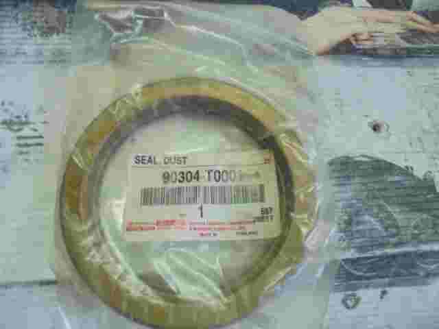 Seal Dust/ Toyota Hilux Land Cruiser 100 Prado 120 90304T0001 90304 ...
