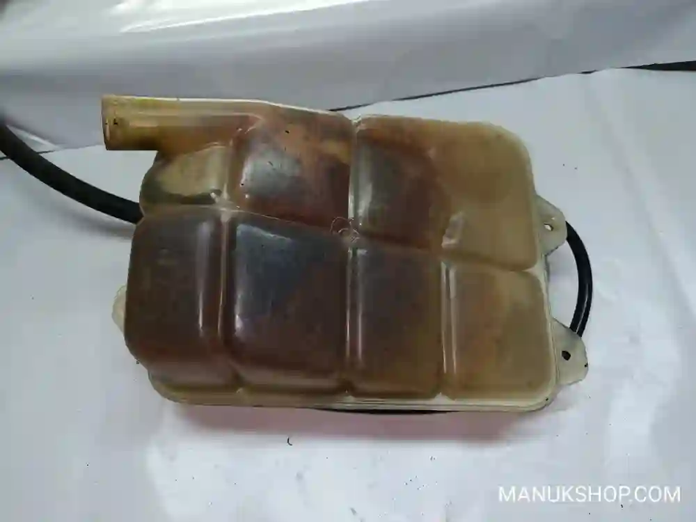 Imágenes Deposito expansion / Ausgleichsbehälter Kühlwasser / Cooling ...